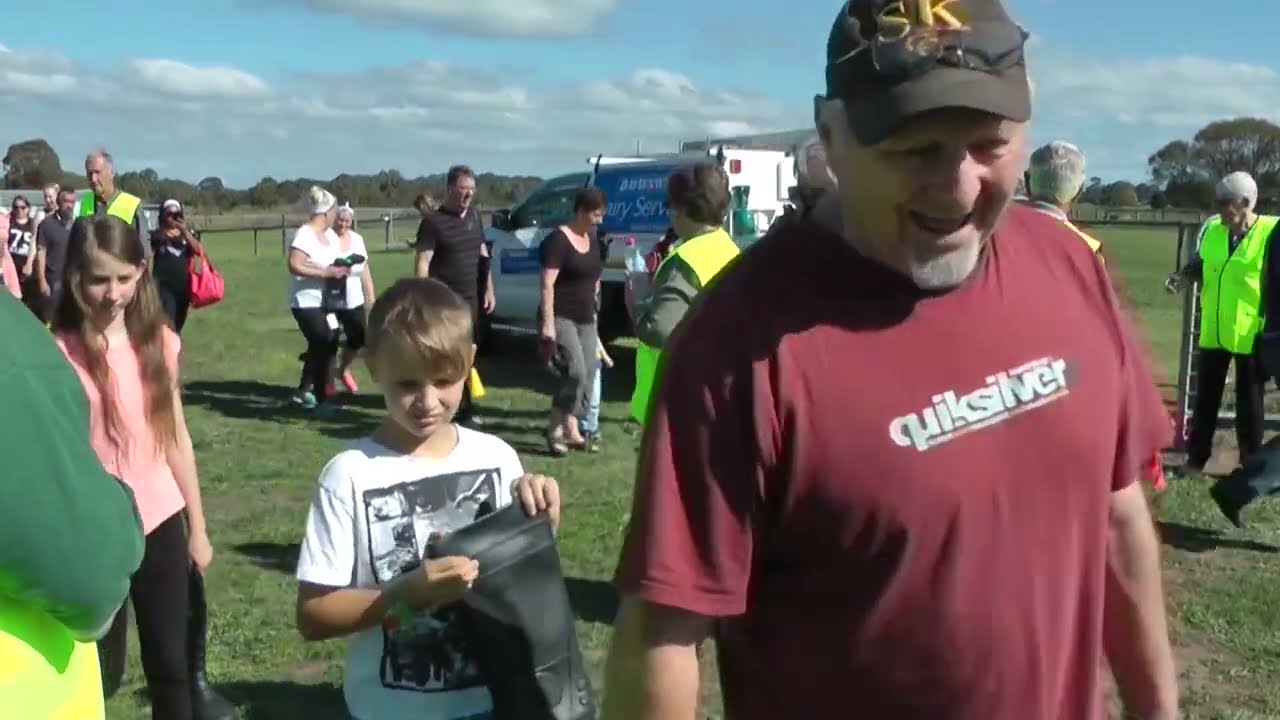 World Record Gumboot Throw - YouTube