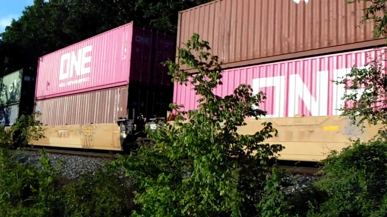 (NS Louisville District Railfanning) NS Eastbound Intermodal W/NS ...