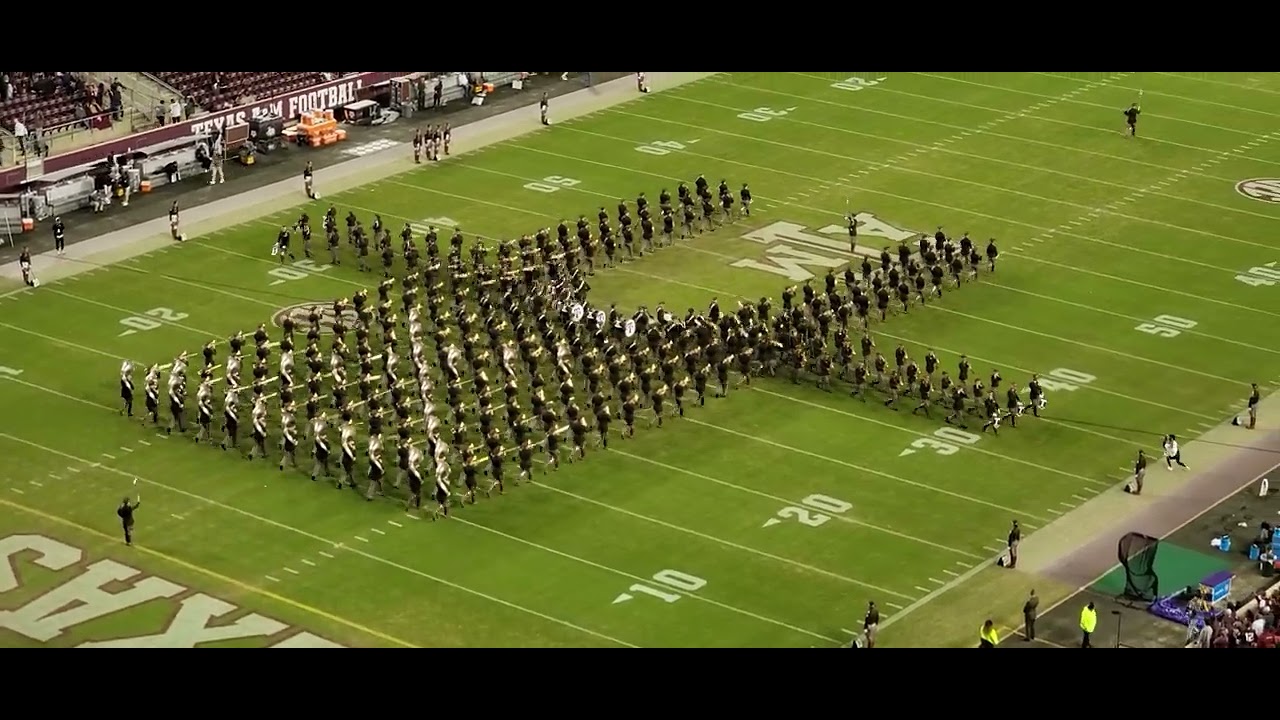 Fightin' Texas Aggie Band half time show at game vs LSU in which Texas ...