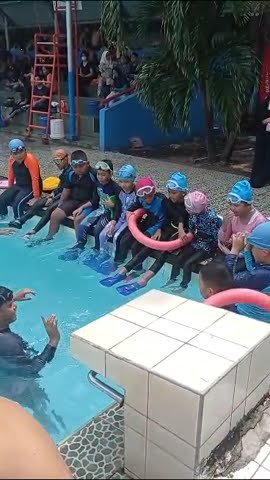 Belajar renang di GOR Sunter - YouTube