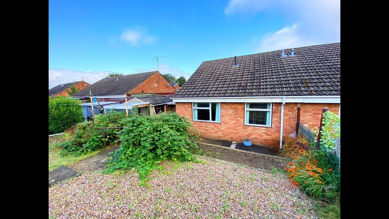 NEW LISTING - Wroxall Drive, Grantham - £130,000 (subject to contract ...