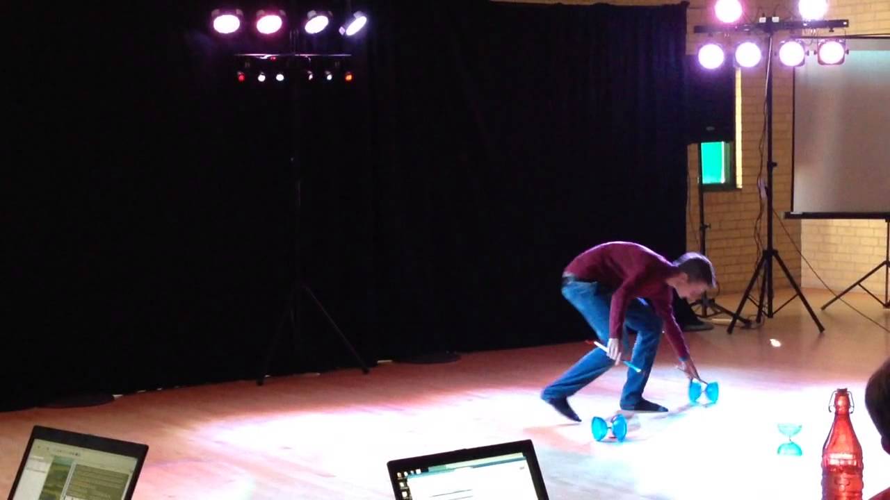 Winning performance dutch championship Diabolo freestyle 2013 - YouTube