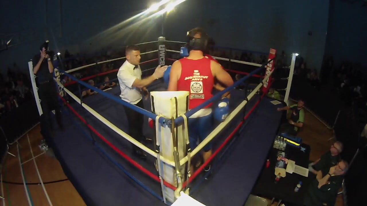 Ultra White Collar Boxing | Lincoln | Ed Jarvis VS Ash Doyle - YouTube