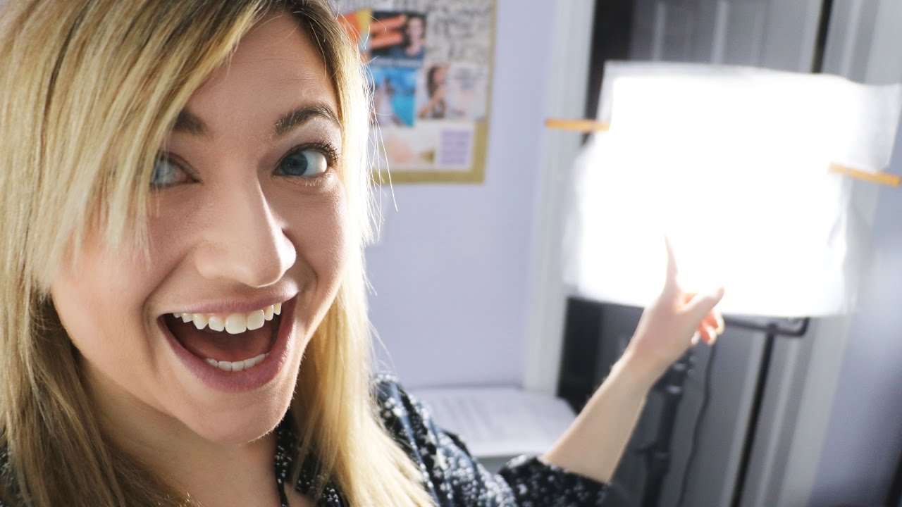 I TRY A DIY LED LIGHT DIFFUSER + Improv at Second City Chicago - YouTube