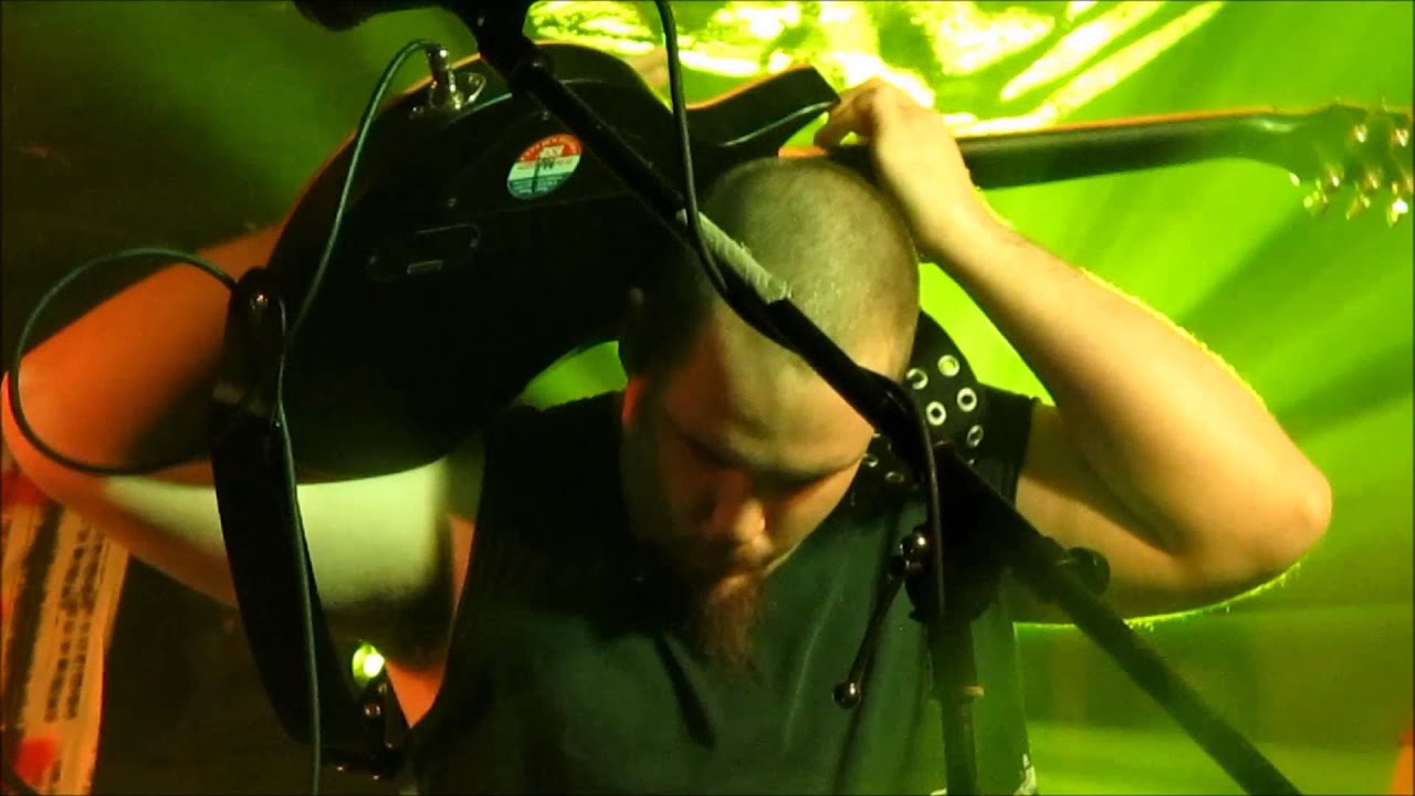 Muscle Of Love Jake Edwards Behind the Head Guitar Solo Live at the ...