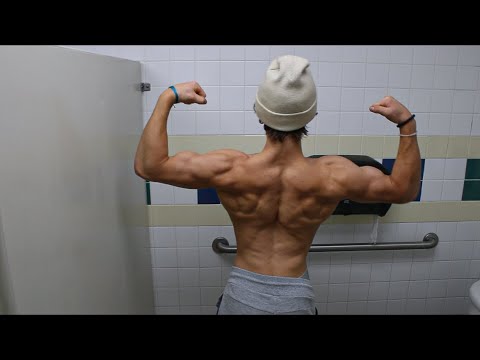 BACK WORKOUT/BENCHING AT 16yr - YouTube