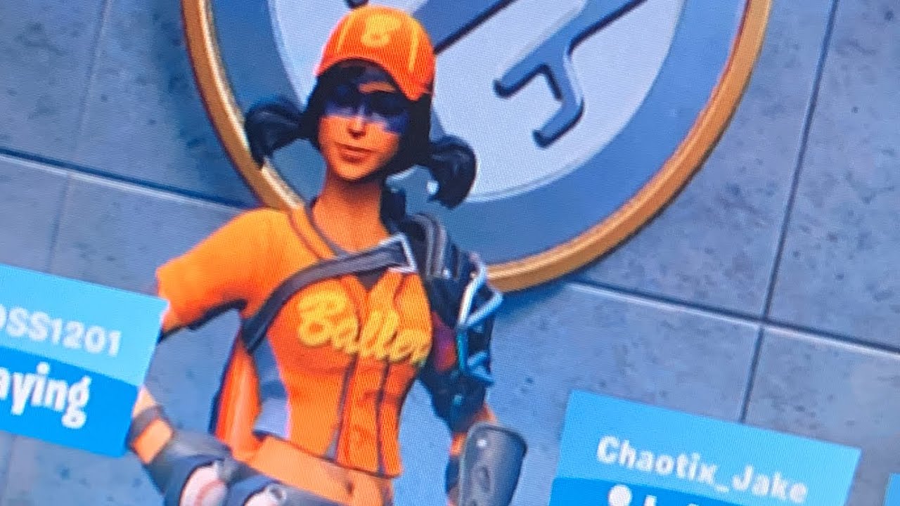 Fortnite Duo gameplay with the fastball skin - YouTube