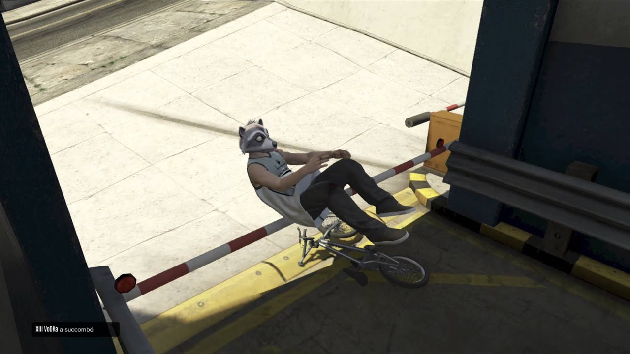 GTA V - Bug WTF en bmx - YouTube