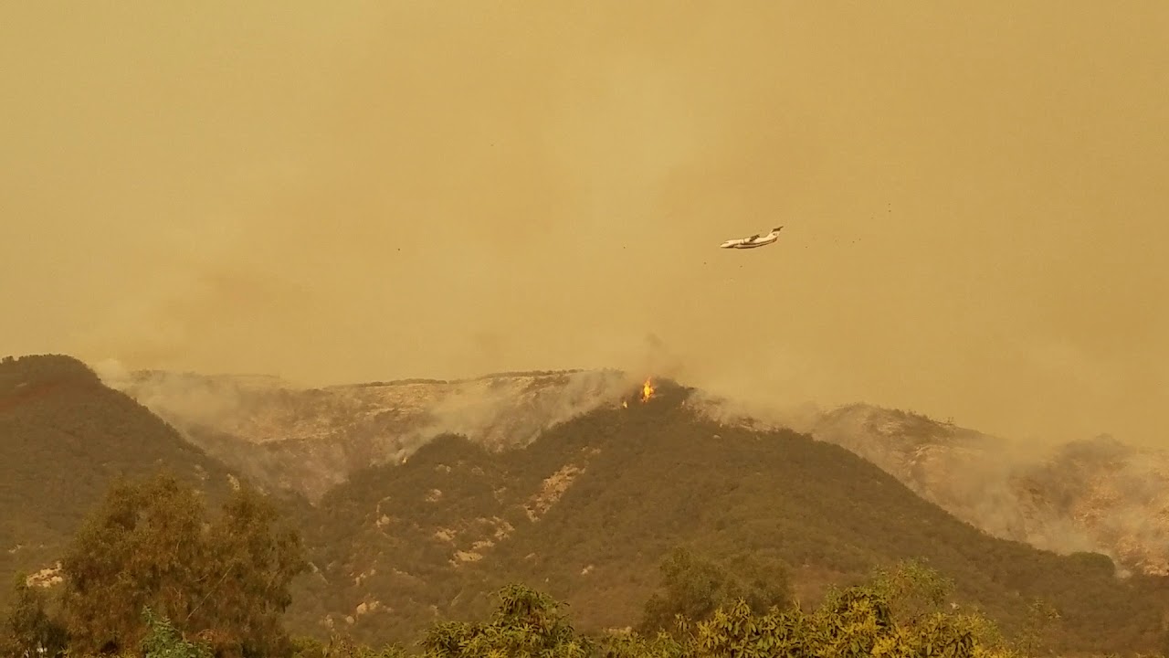 Planes battling the Thomas Fire in the foothills of Carpinteria, CA 12 ...