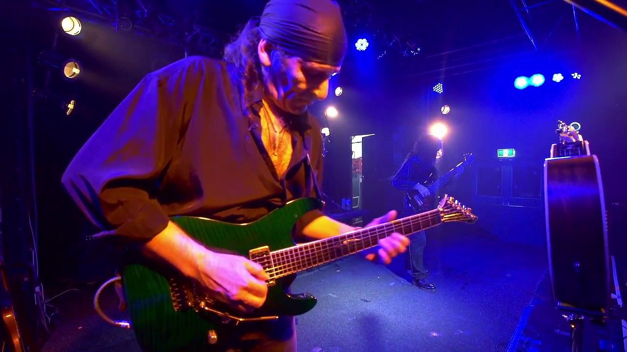 Graham Greene Band - CJ's Blues (live) - YouTube