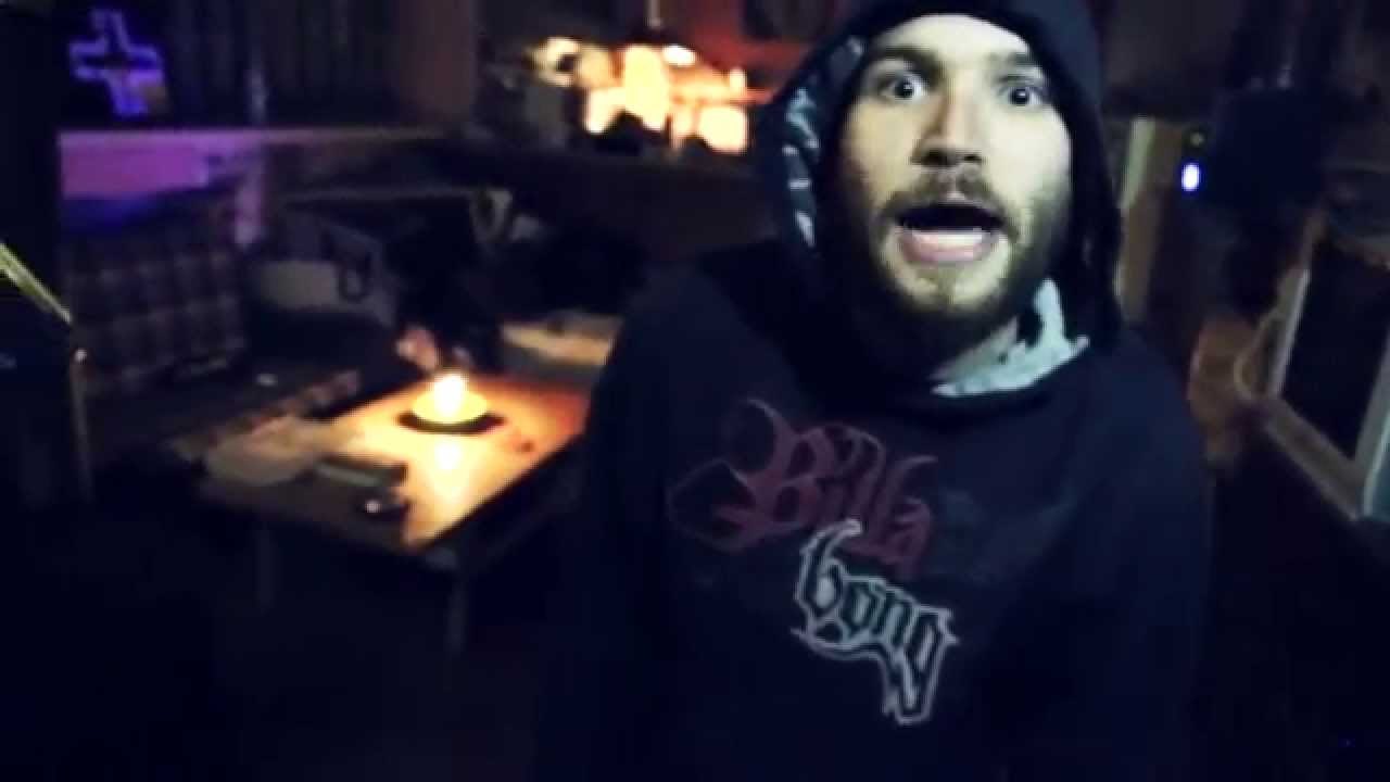 TWOSHOTS #15 HUMO INTENSO - YouTube Music