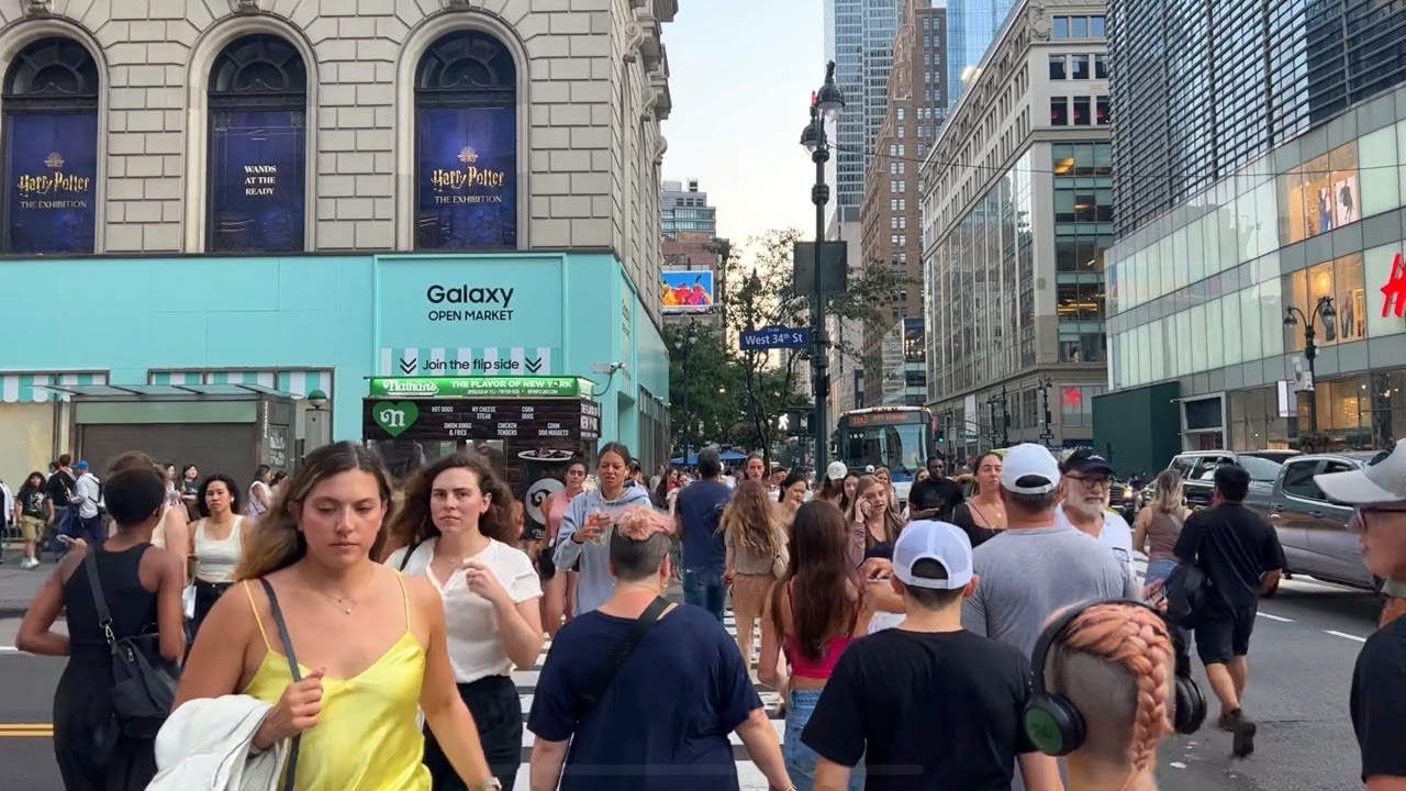New York City LIVE Manhattan on Excessive Heat Wave & Crane Collapse ...