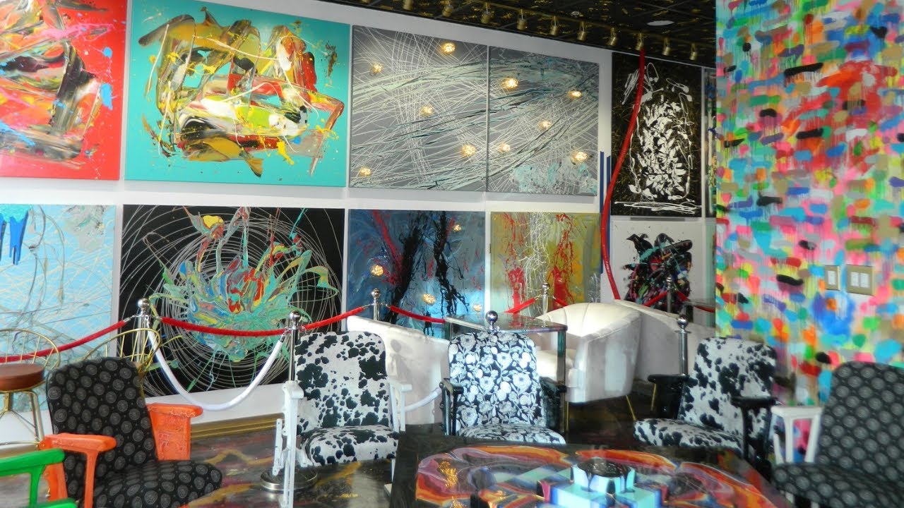 dEcORa Eatery & Drinkery offers unique art and cuisine to Covington ...