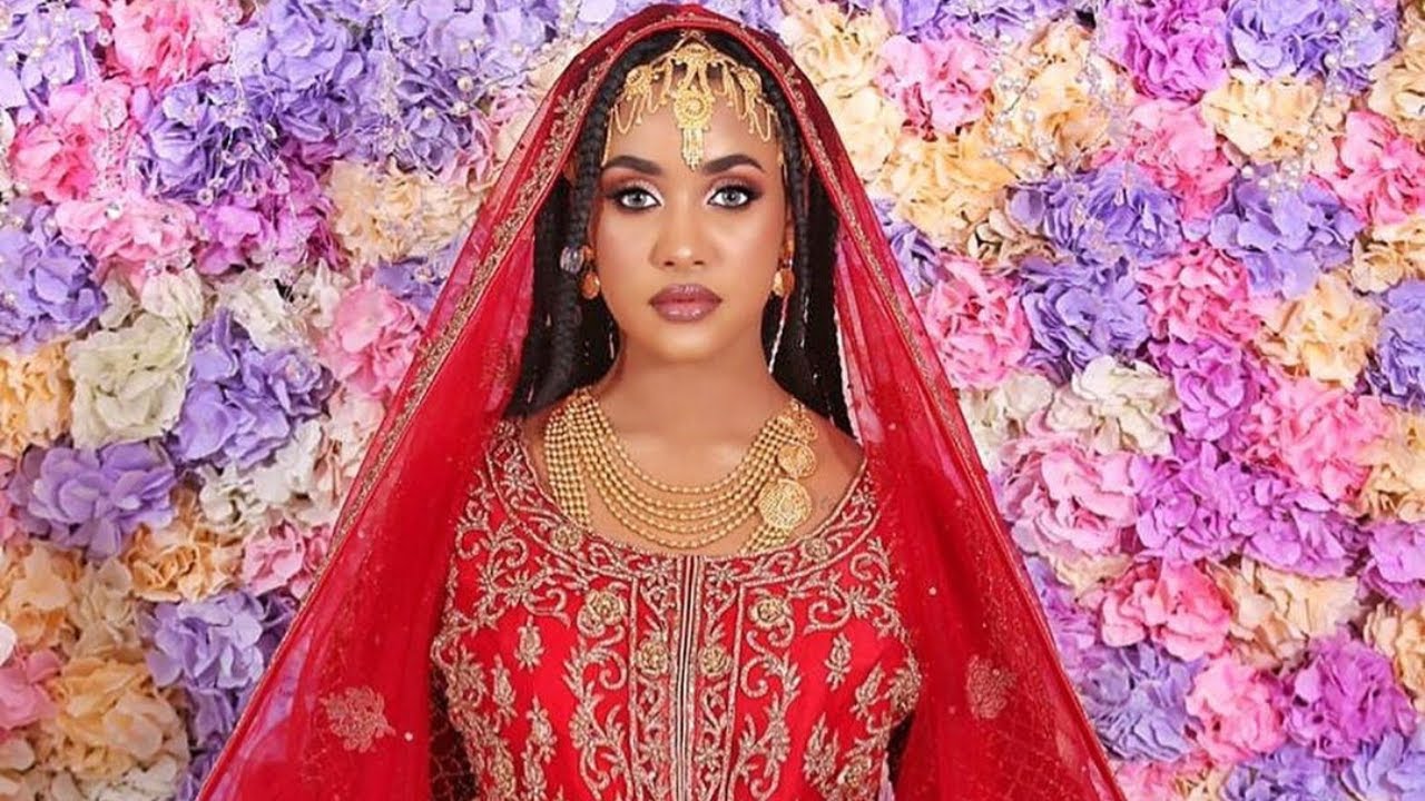 Wambeya waivamia hafla ya birthday ya Tanasha, wachukua video na ...