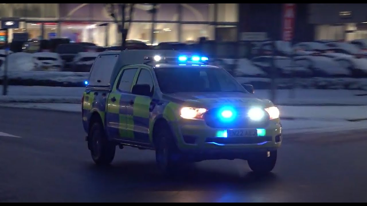 Ford Ranger Police Drone Unit Responding- Cheshire police - YouTube