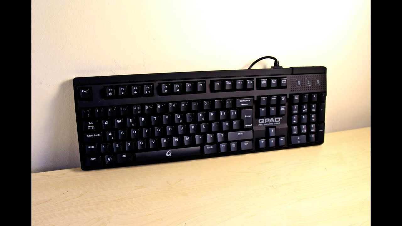 QPAD MK70 Gaming Keyboard Review | SMOOTH KEYS - YouTube