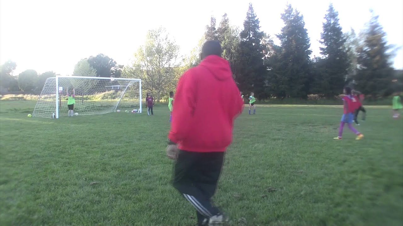 Goalkeeper Starting Position and Angle of Play Stg 4 - YouTube