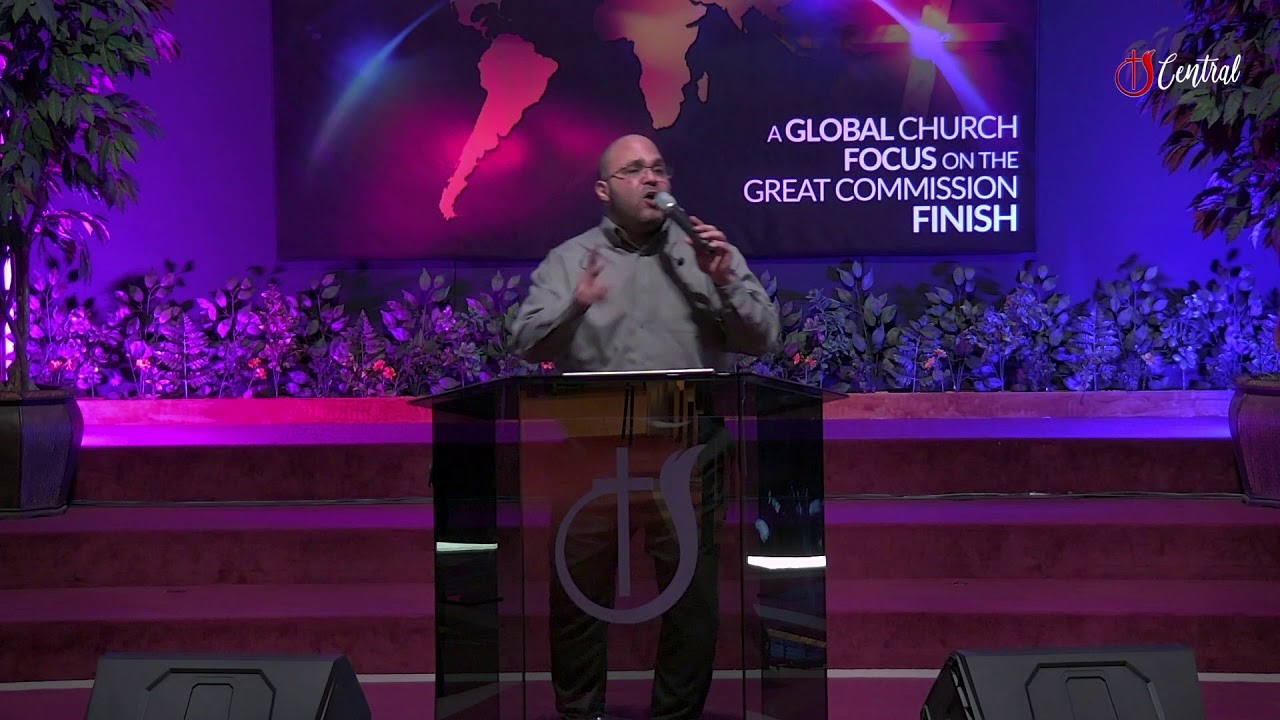 Elí Nieves- Con manos llenas (CCOG) - YouTube