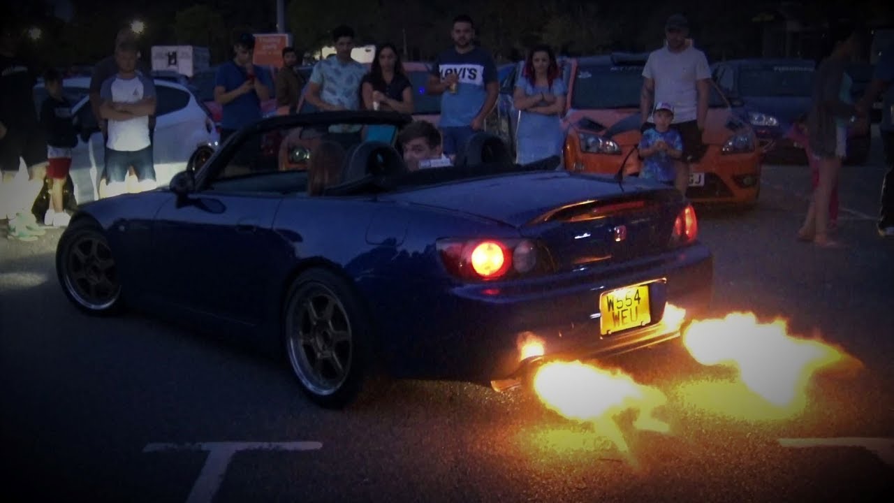 CRAZY MODIFIED CARS GO CRAZY AT CAR MEET! - YouTube