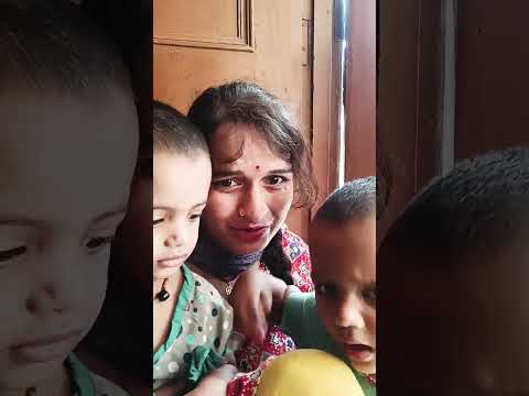 bacchon ki Gori Gori Amma hot video #sudha