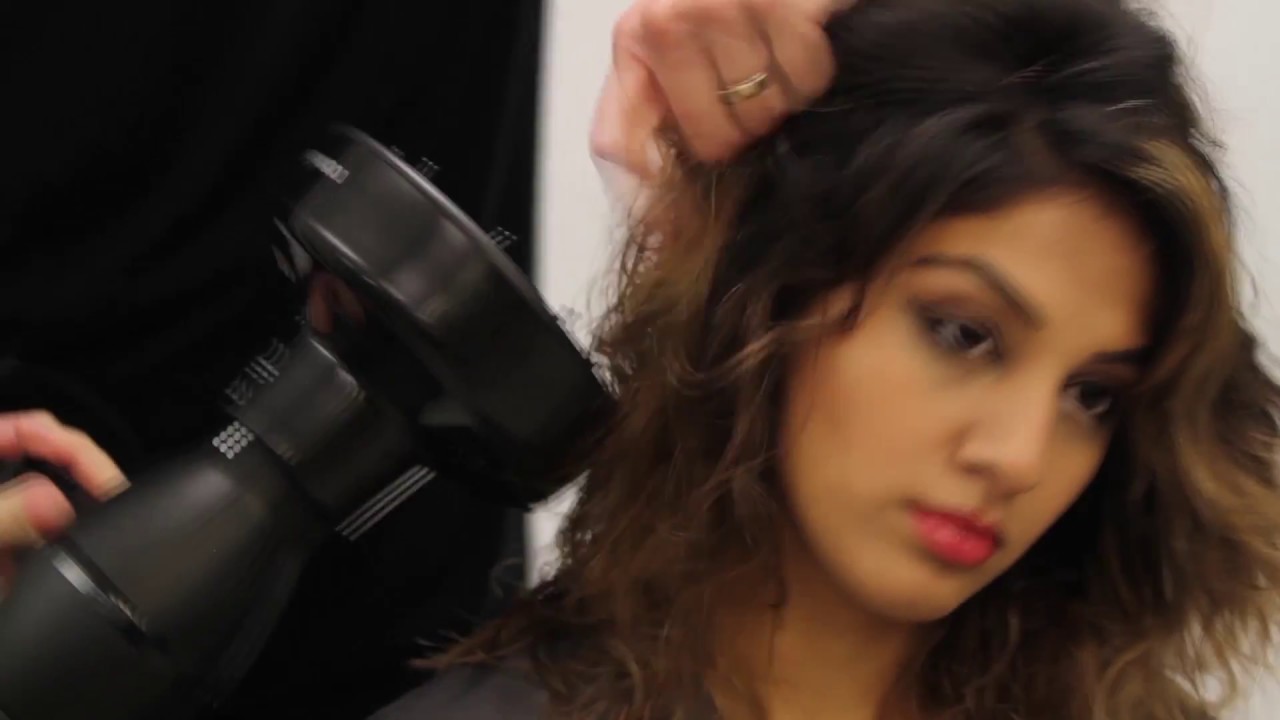 How To: Scrunch Dried Hair with plenty of Texture - YouTube