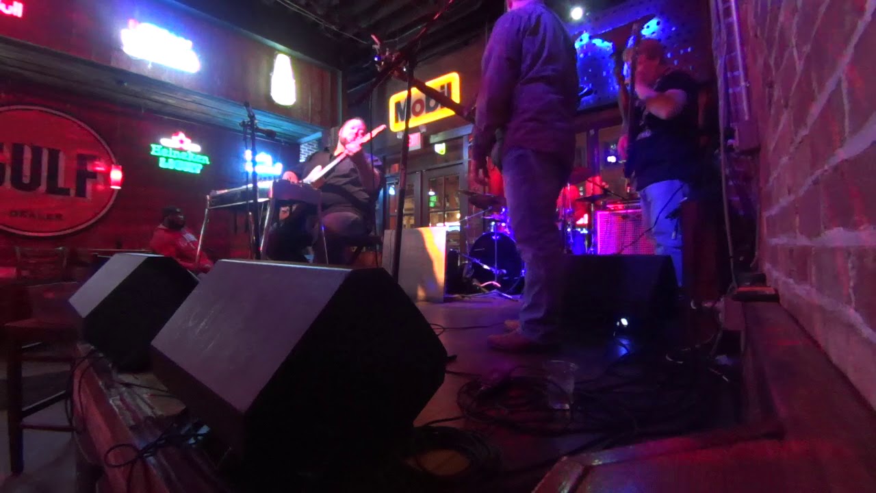 Mike Bourque on telecaster and pedal steel playing Honky Tonk Nightime ...