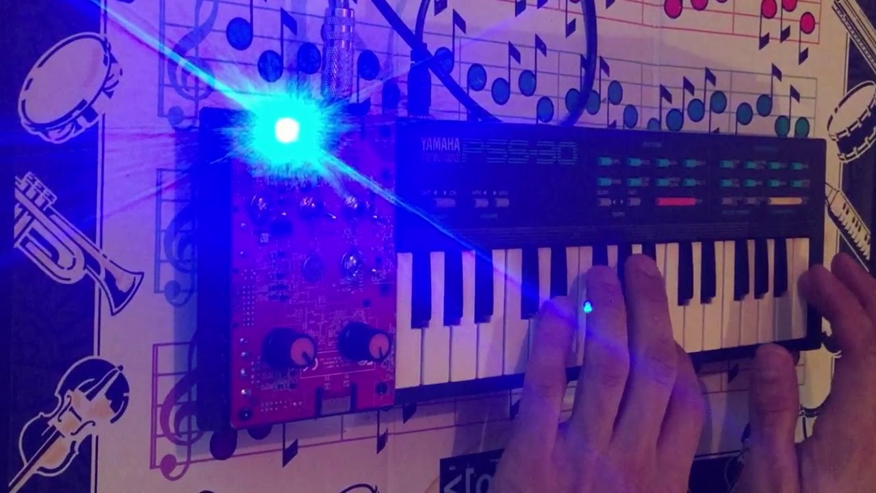 Circuit Bent Yamaha PSS-30 by Psychiceyeclix - YouTube