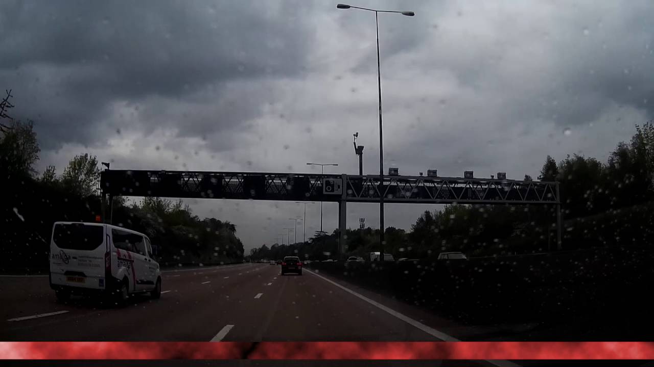 (M25)Bletchingley - (M25)LOM J10 (x2.6) - YouTube