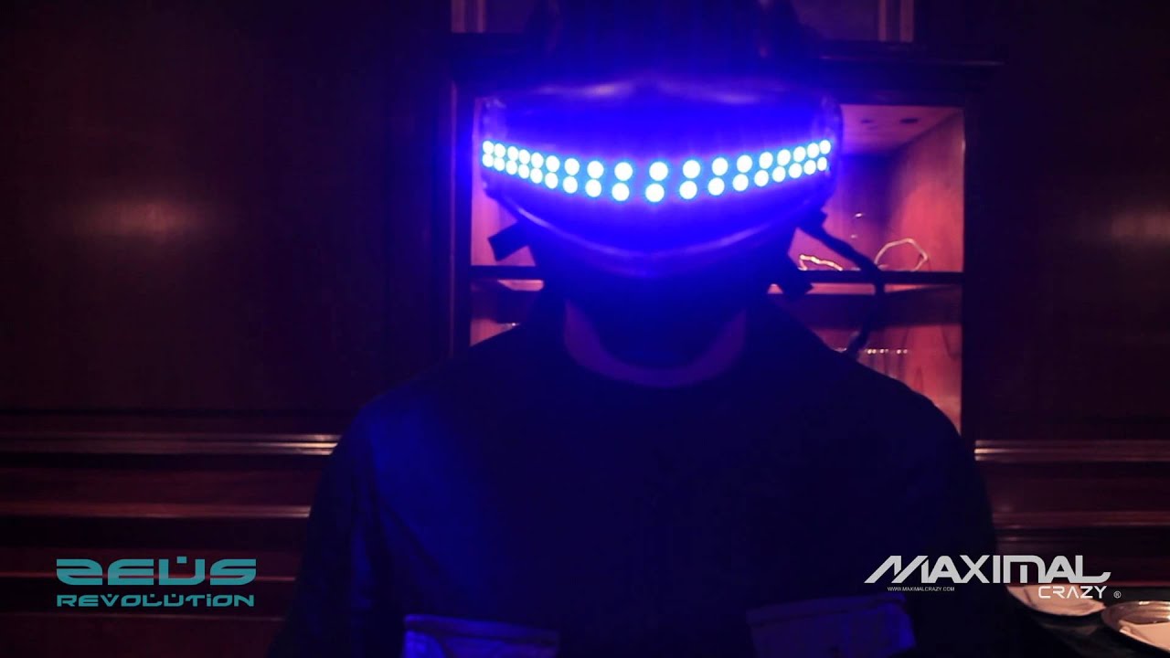 ZEUS REVOLUTION // Sean Paul - Activación Creamfields, Aftermovie - YouTube