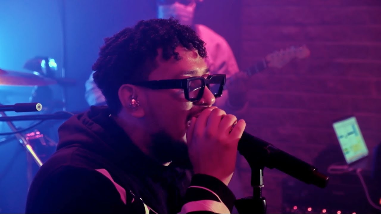 SUPA MEGA SHOW - "Sim Dope" - YouTube