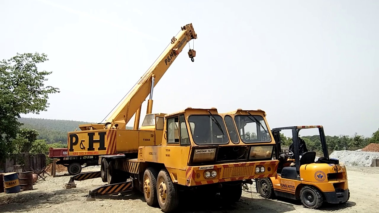 Mobile crane operator Lever balance with Job setup - YouTube