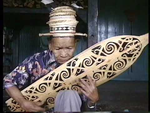 Kelabit Sape' player - YouTube