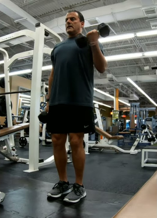 Standing Alternating Dumbbell Curls - YouTube