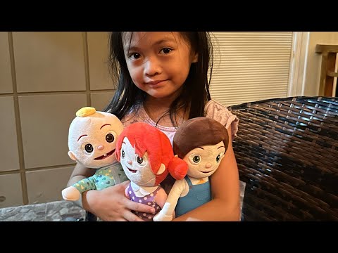 Cocomelon!! Meet Jayjay, Yoyo & TomTom - YouTube