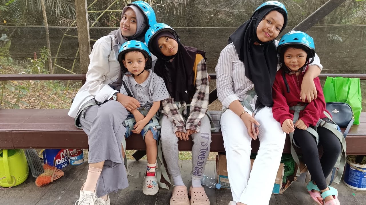 Ladaya Tenggarong - YouTube