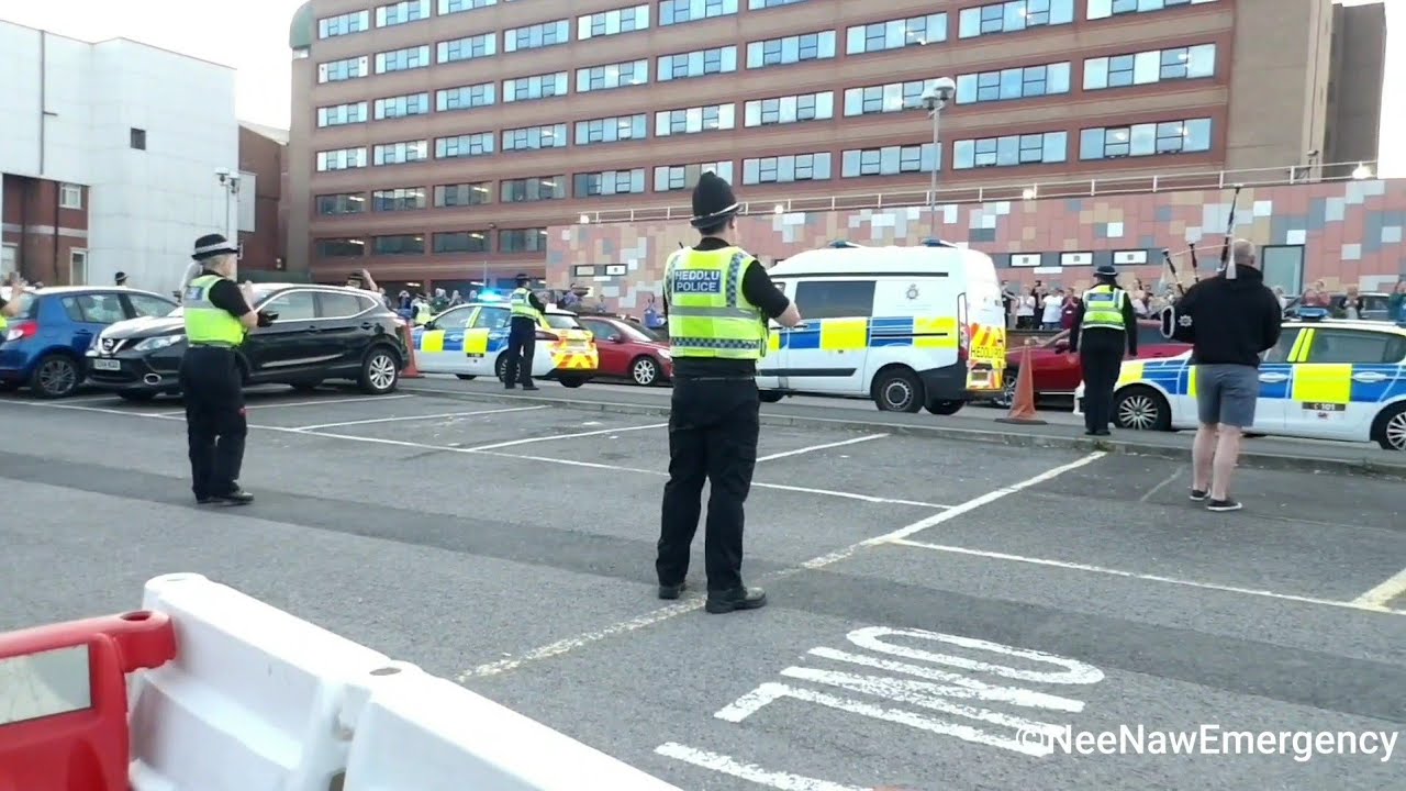 [CLAP FOR NHS] Police+Fire Engine+Unmarked Police (APRIL 2020) - YouTube