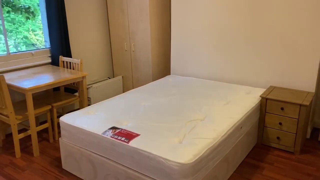 Flat 5, 15 Pleshey Road N7 0RA - YouTube