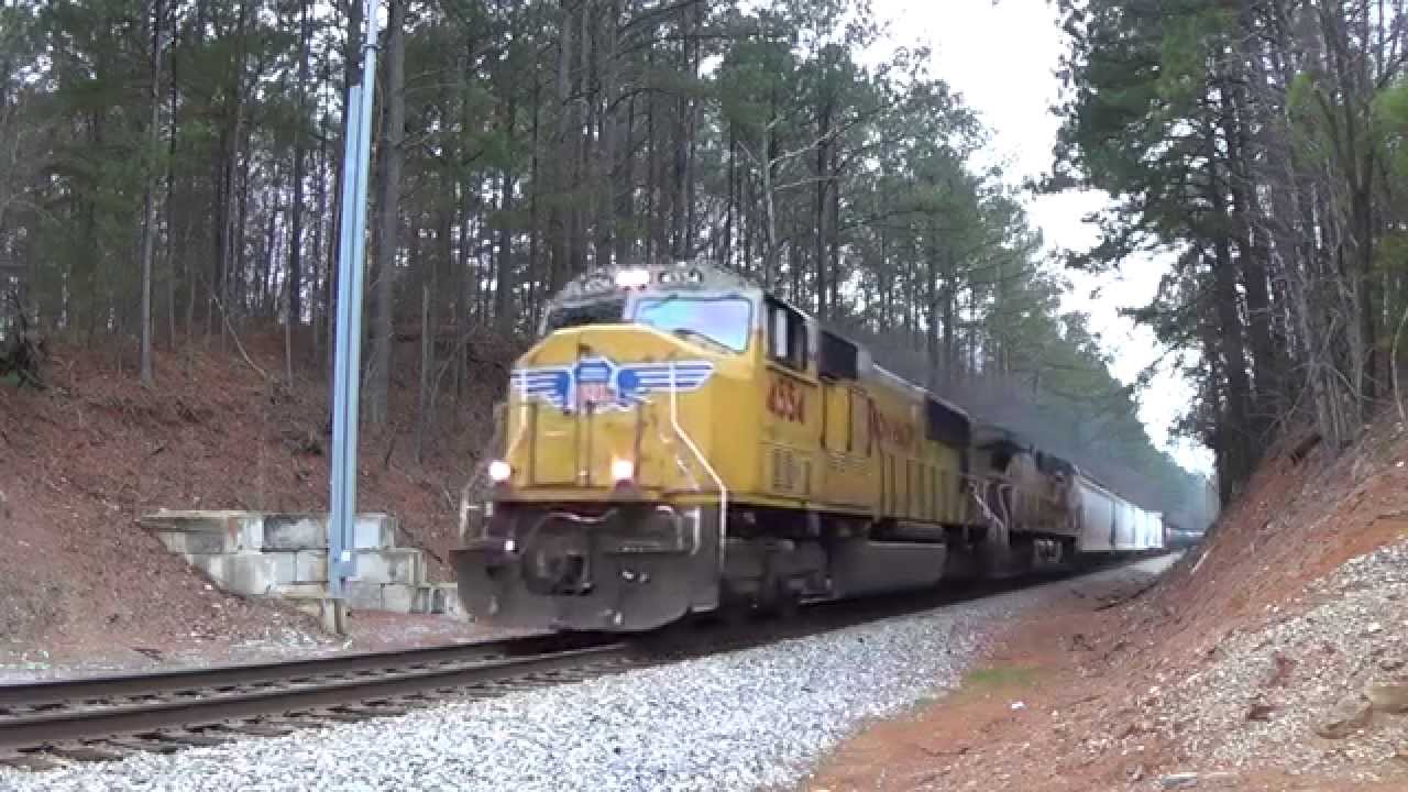 HD: UP 4554 leads NS Train 172 in Villa Rica, GA - YouTube