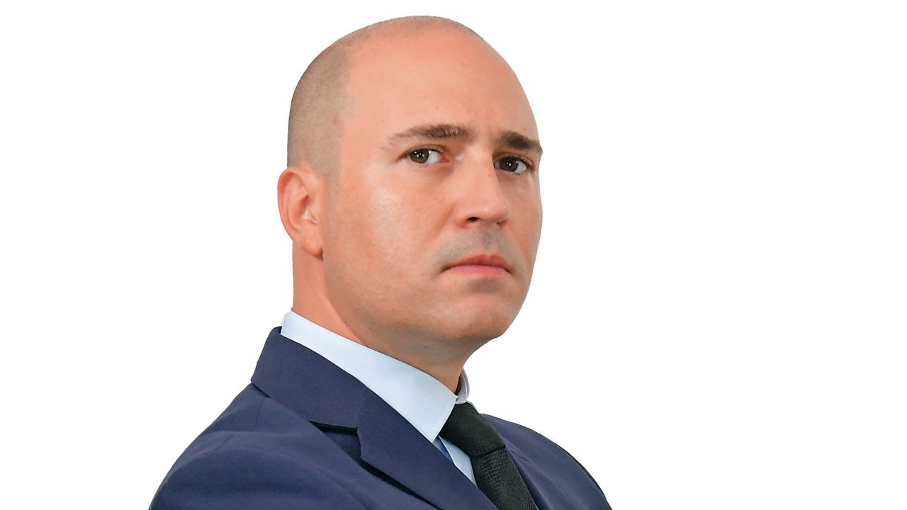 ΝΙΚΟΣ ΡΩΜΑΝΟΣ ΔΙΕΥΘΥΝΤΗΣ ΓΡΑΦΕΙΟΥ ΤΥΠΟΥ ΝΔ ΣΤΟΝ ΚΩΝΣΤΑΝΤΙΝΟ ΜΠΟΓΔΑΝΟ 28 ...