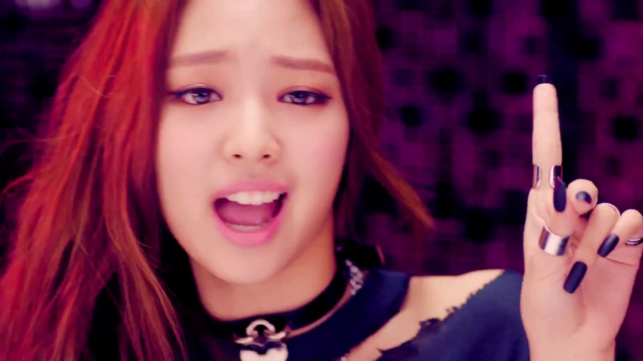 BLACKPINK - 'BOOMBAYAH MV Full HD - YouTube