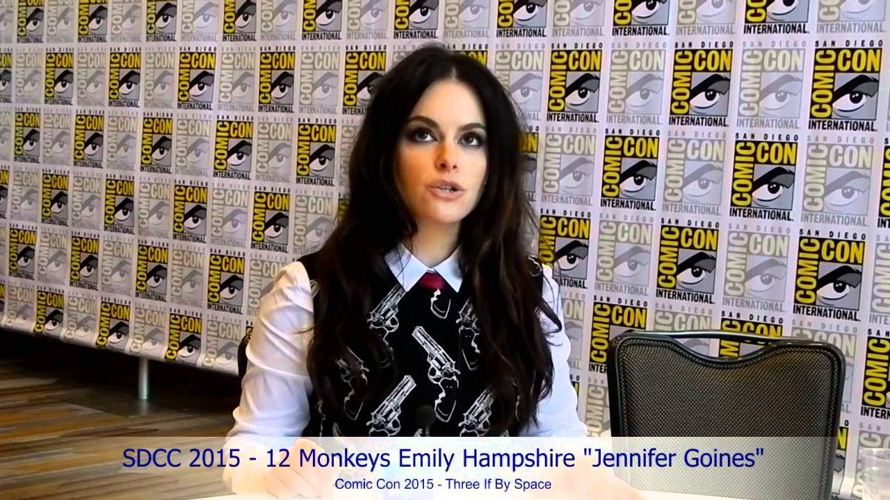 SDCC 2015 - 12 Monkeys Emily Hampshire on Defining Crazy - YouTube