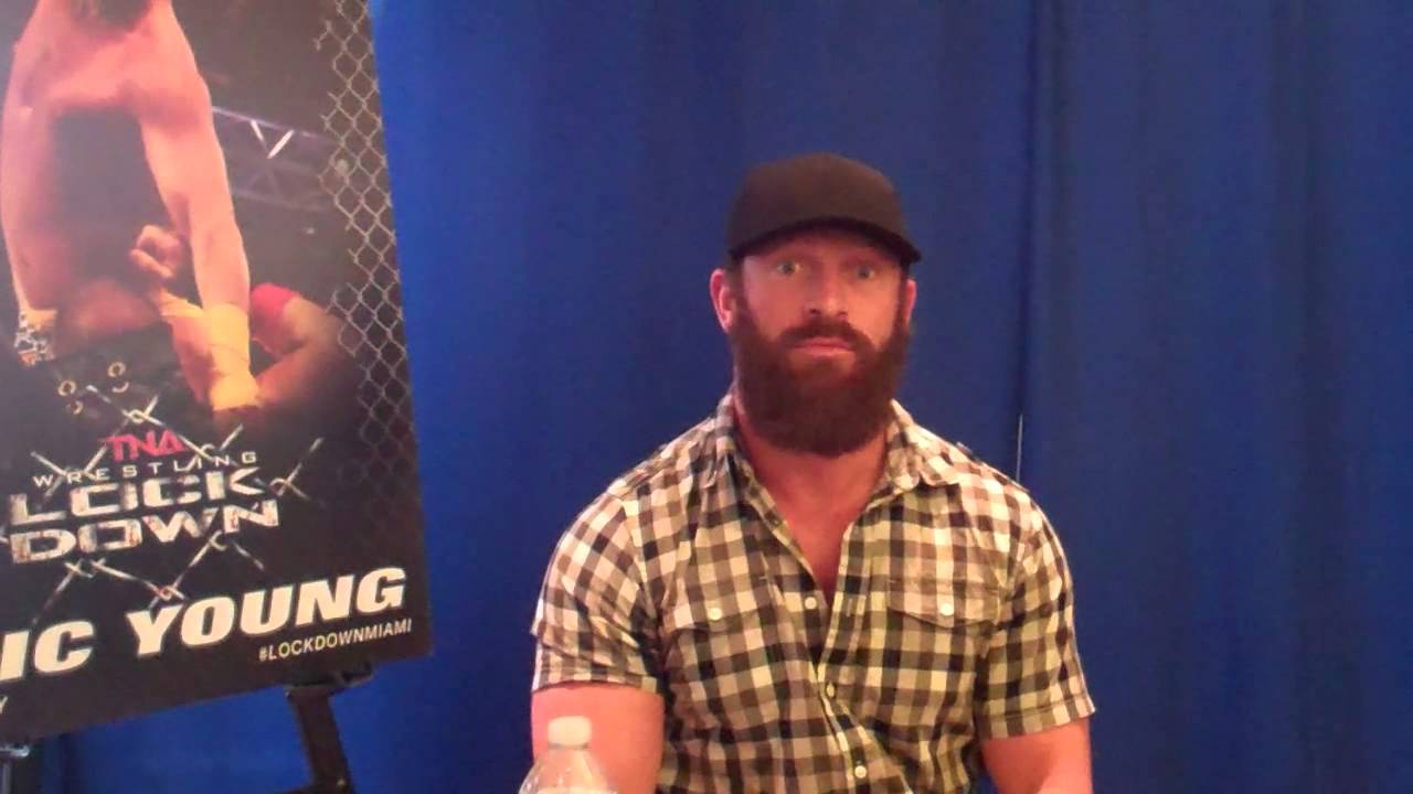 Eric Young, Brian Stiffler at TNA Fan InterAction Miami 2014 - YouTube