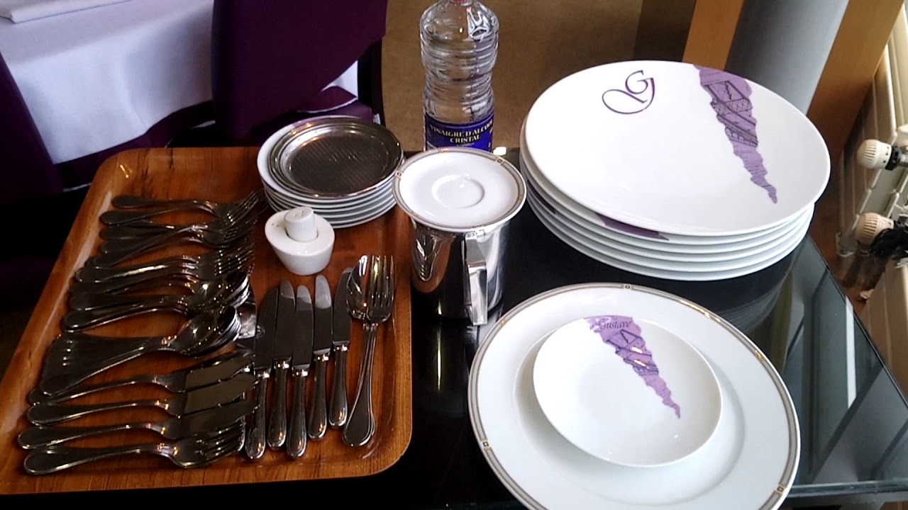 Mise en place du guéridon pour la mise en place d une table de 6 cts ...