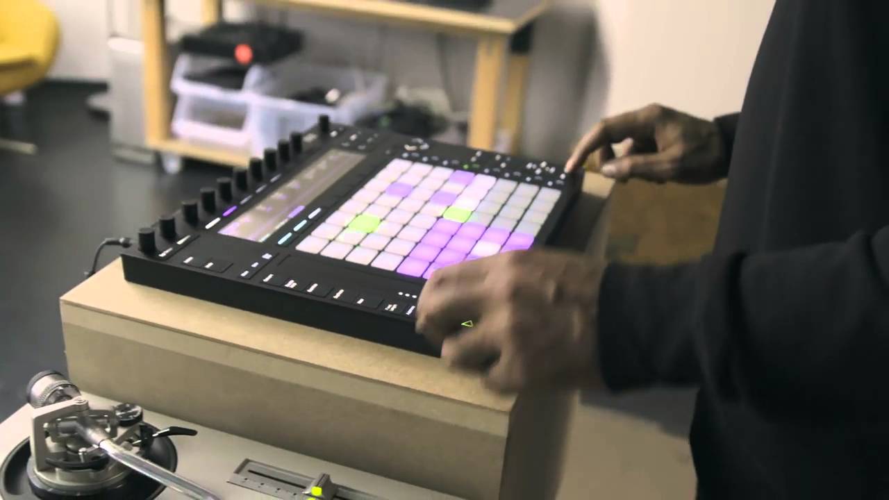 Ableton Push 2 - contrôleur MIDI - YouTube