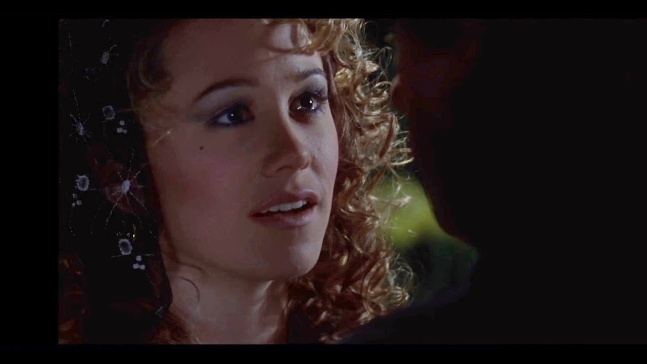 Kiss Scene (Christine Taylor & Adam Sandler) - The Wedding Singer (1998 ...