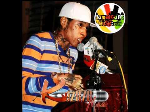 Vybz Kartel - It Bend Like A Banana [March 2011] © - YouTube