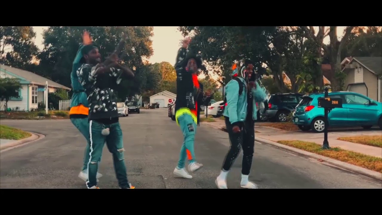 KRYPTO9095 FT. D3MSTREET WOAH (OFFICIAL SONG TO WOAH DANCE) - YouTube