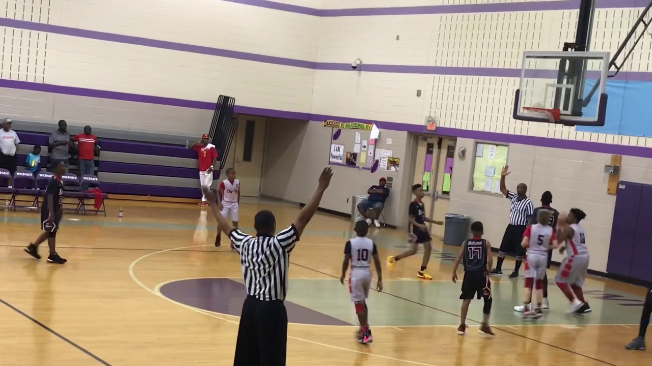 3rd Grader Madden Hill Playing UP 2 grades and making it look easy ...