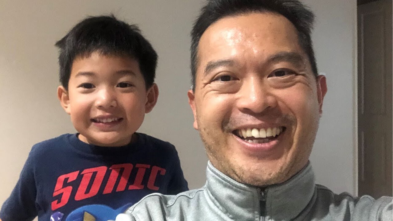 Making Fried Rice With Daddy - YouTube