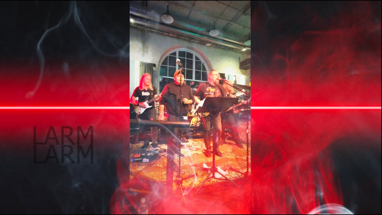 LARM feat. PUMA live and lyrics 2022 - YouTube